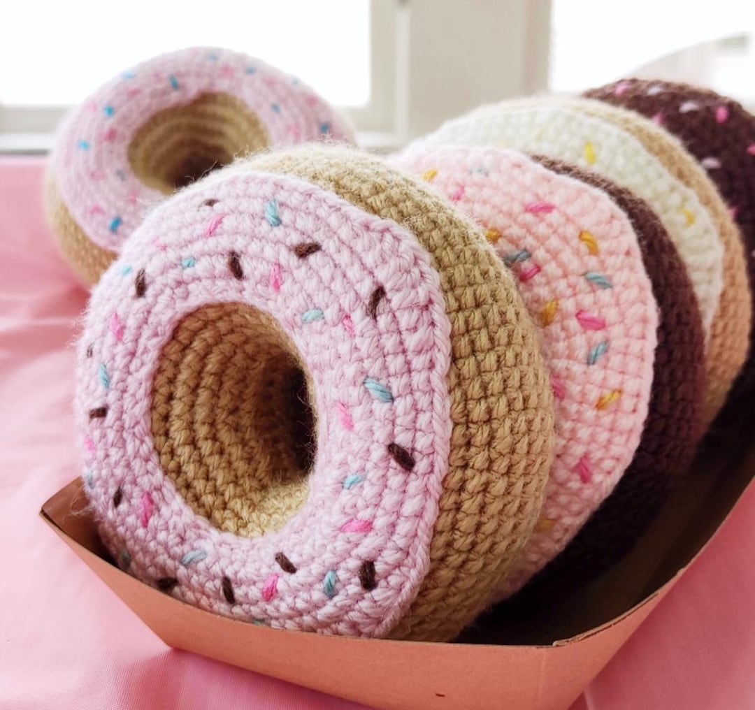 Colorful Crochet Donut Pattern With Sprinkles – Fun Amigurumi Crochet ...