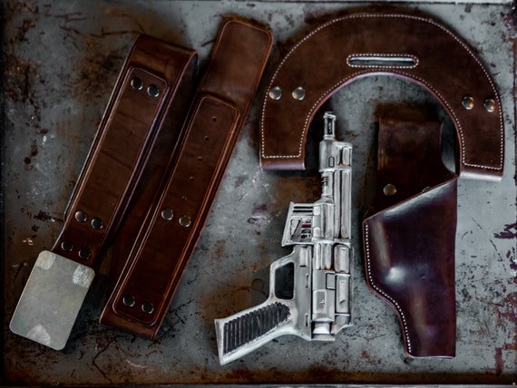 COMPLETE KIT Mandalorian Heavy Blaster PROP Leather Holster & - Etsy