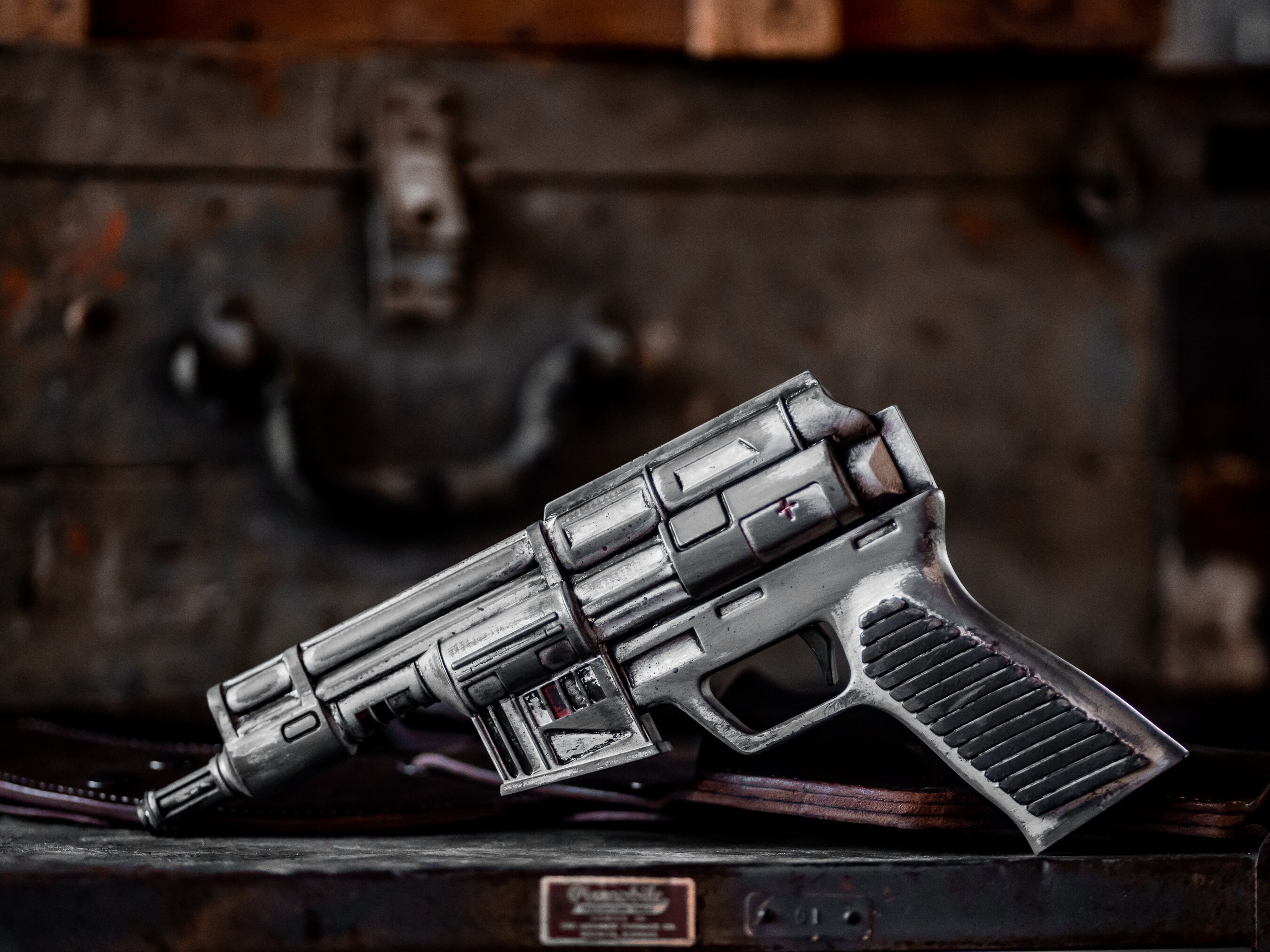 COMPLETE KIT Mandalorian Heavy Blaster PROP, Leather Holster & Belt - Etsy