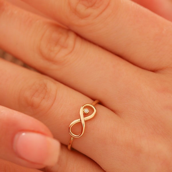 Gold Infinity Ring - Etsy