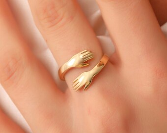 Solid Gold Hug Ring - Etsy