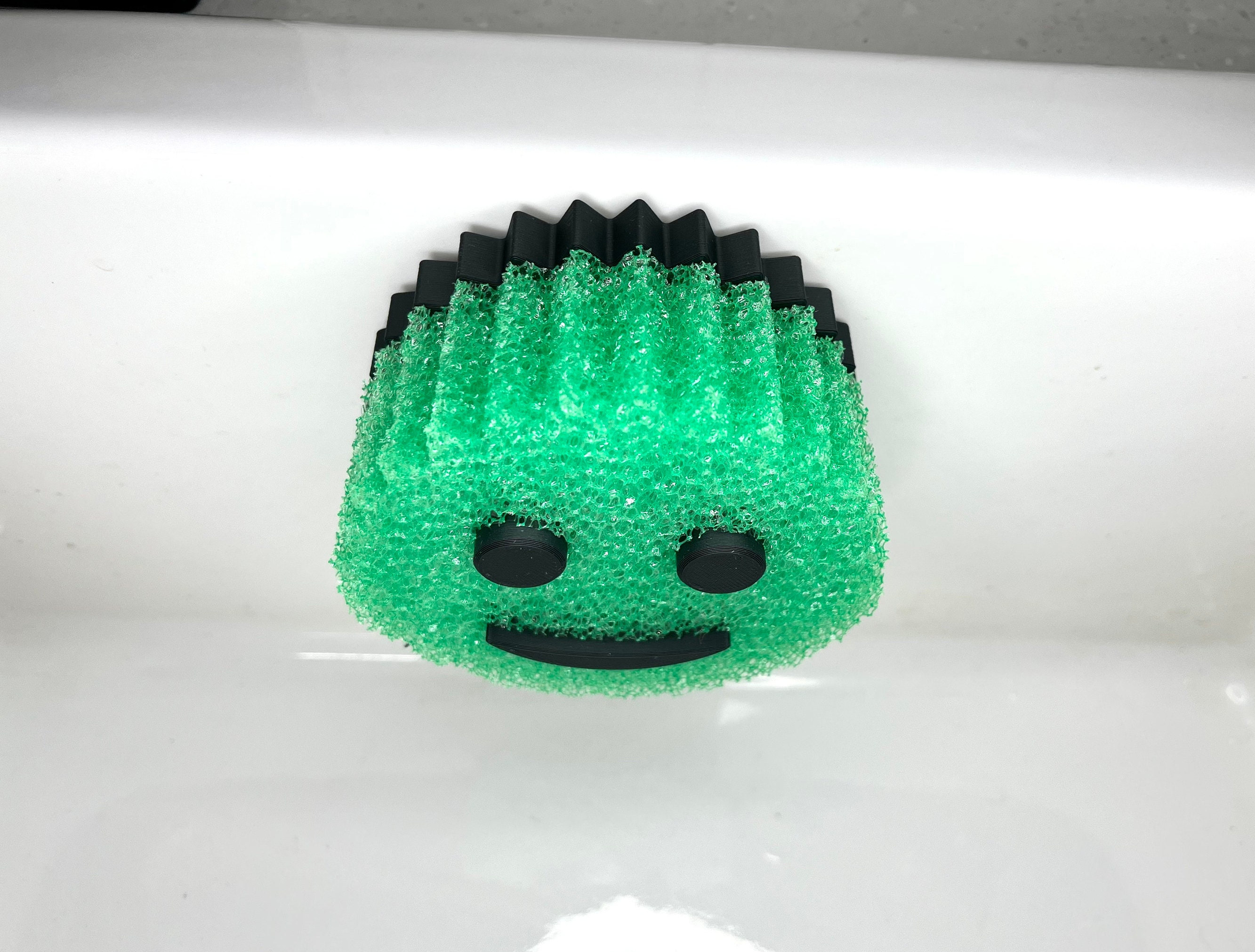 Scrub Daddy Smiley Holder A Happier Way to Keep Your Dishes and Sink ...