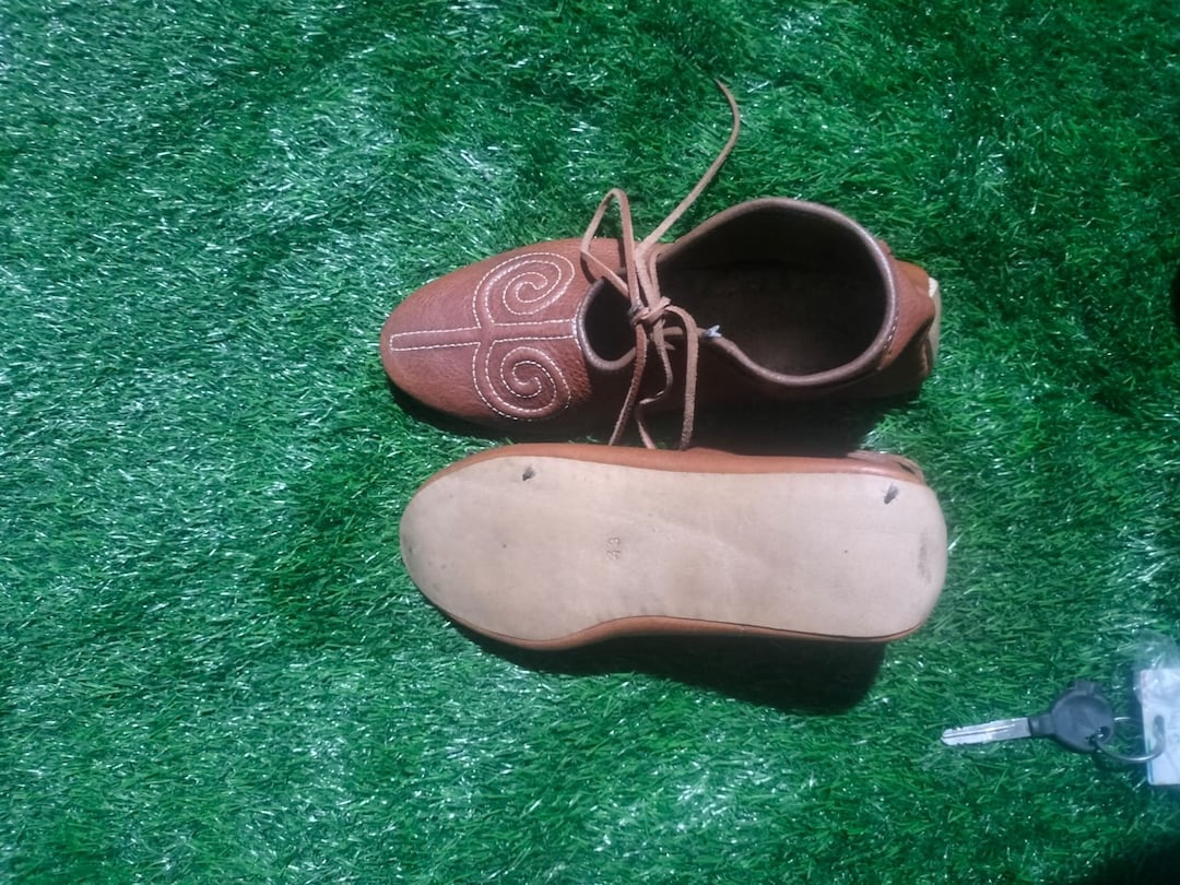 Viking Hedeby Shoes – One-piece Turnshoes With Embroidery – 9th & 10th ...