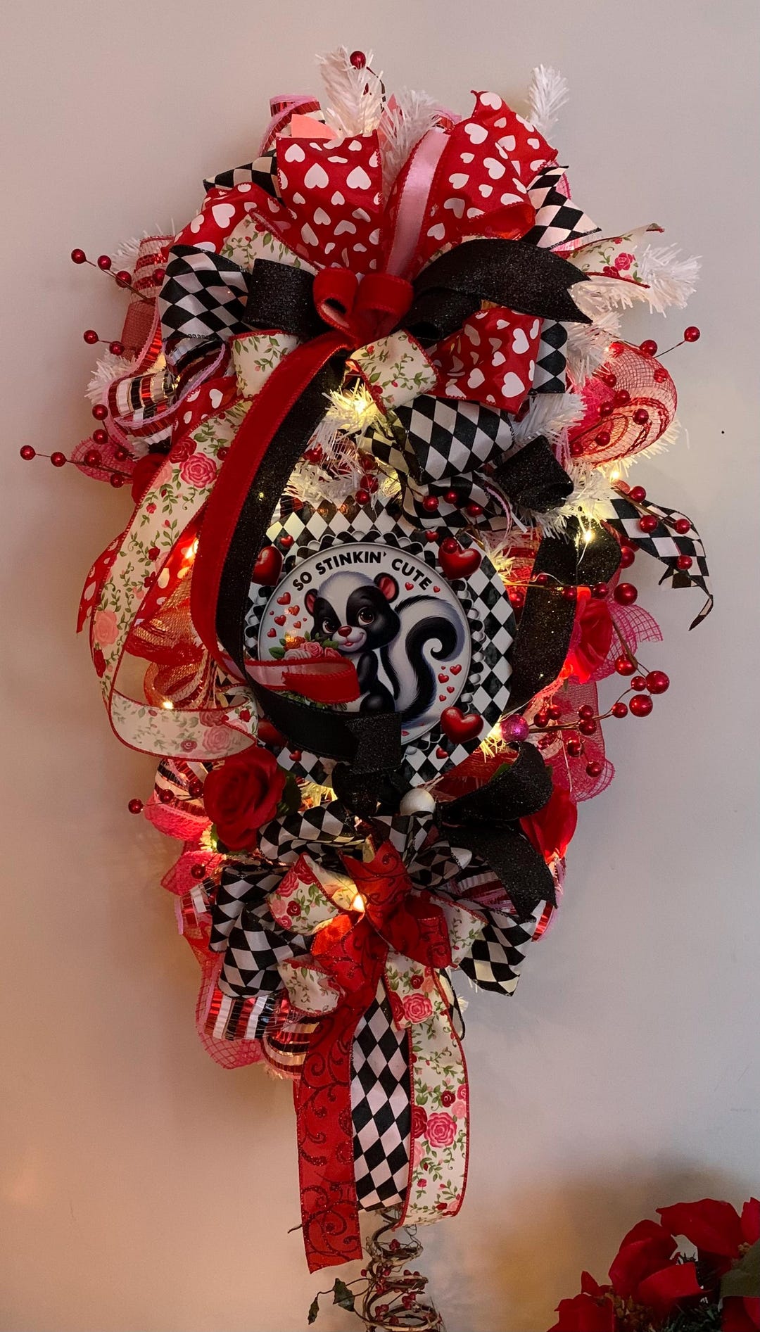 Pre-lit Remote Controlled Valentines Day Swag, Skunk Valentine Swag or ...