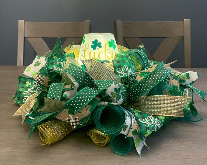 Shamrock St. Patrick's Day Centerpiece: Lighted Table Wreath - Etsy