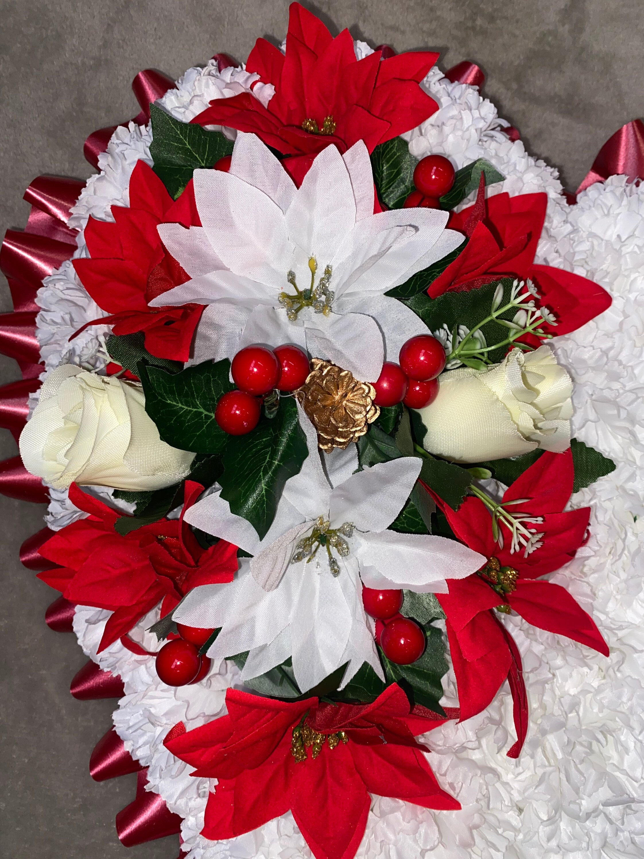 SNOWMAN or SANTA HEART Memorial Flower Wreath Funeral Xmas Tribute With ...