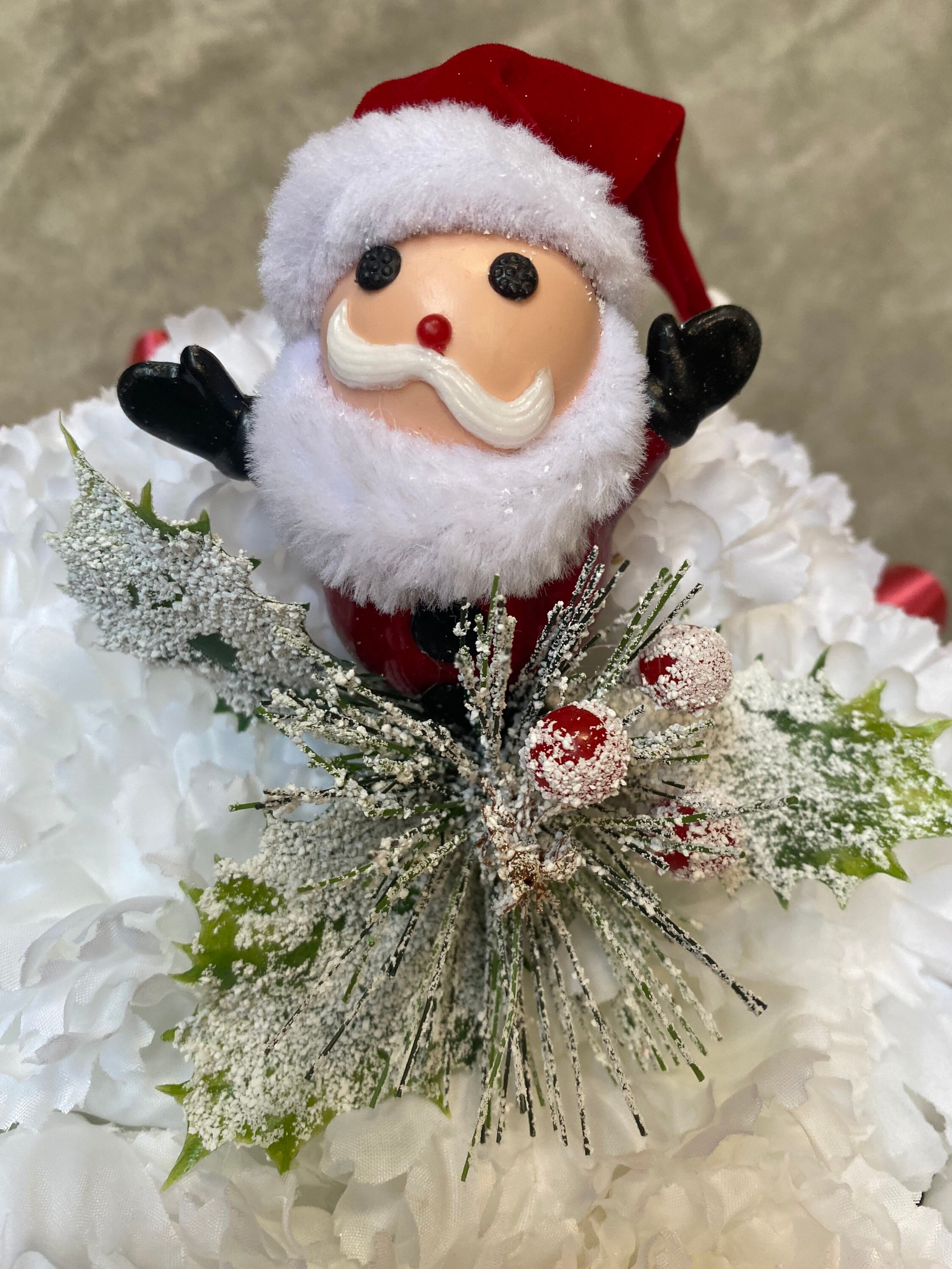 SNOWMAN or SANTA HEART Memorial Flower Wreath Funeral Xmas Tribute With ...