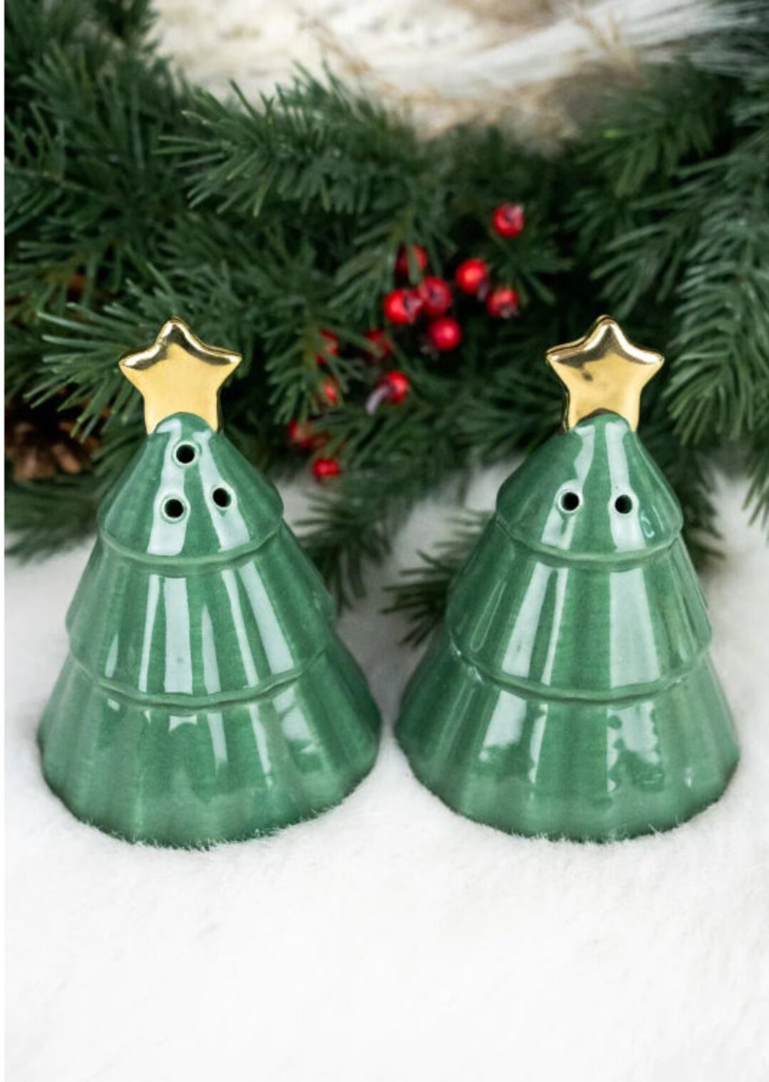 Christmas Salt and Pepper Shakers, Green Christmas Tree Seasoning ...