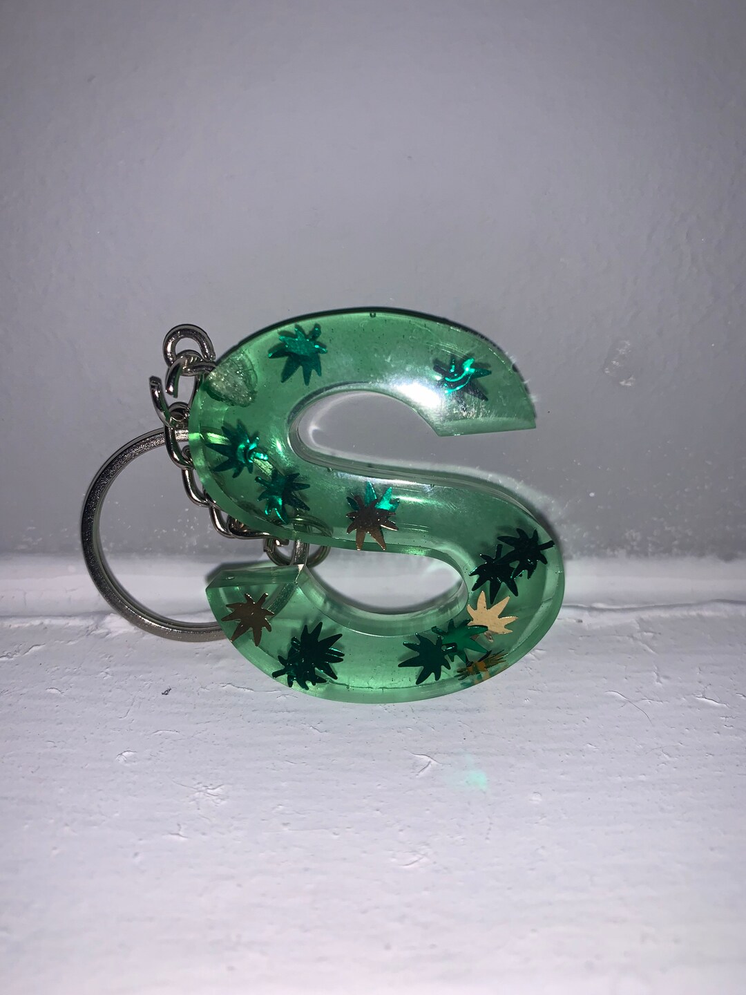 Green Leaf Letter Keychain - Etsy