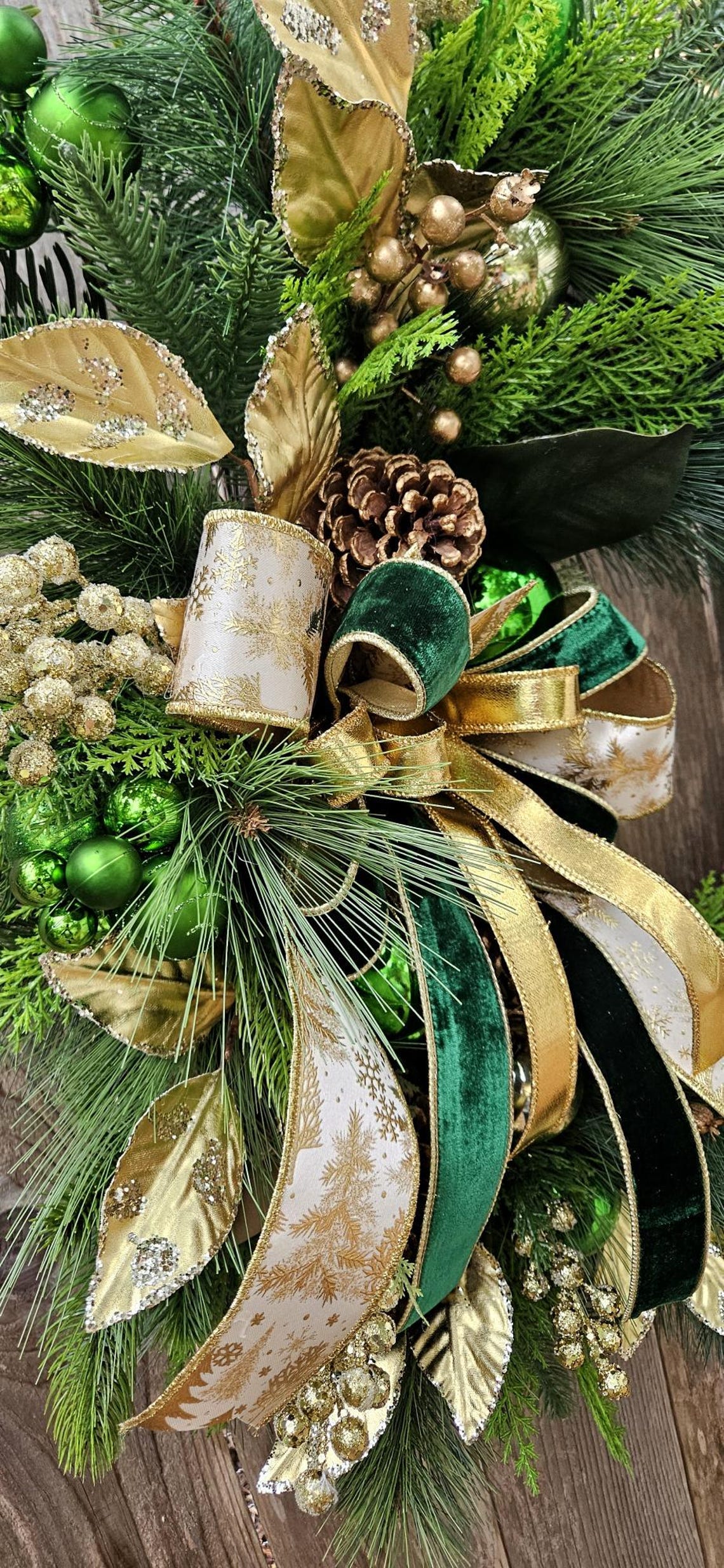 Emerald Green and Gold Christmas Wreath, Holiday Front Door Wreath ...