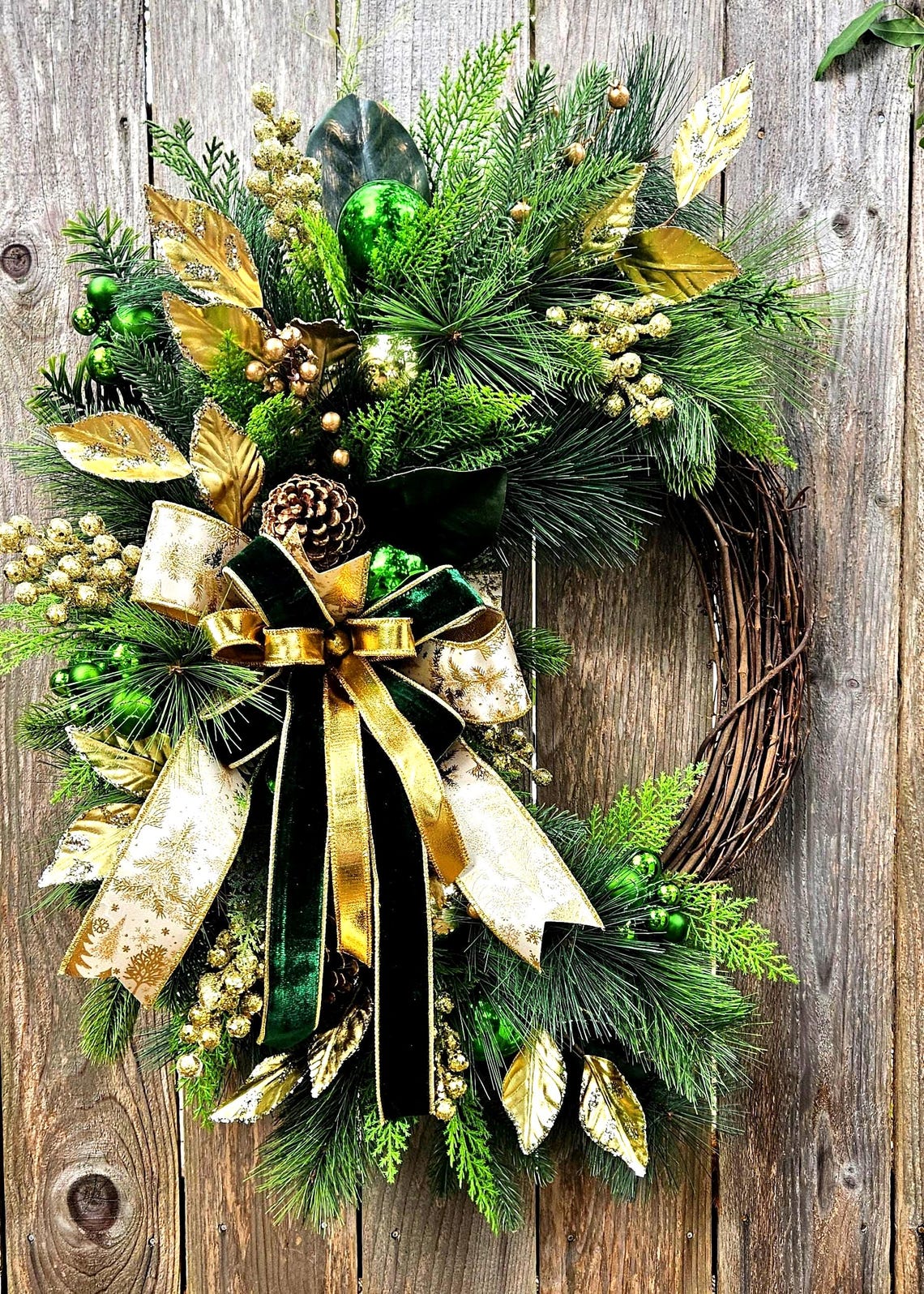 Emerald Green and Gold Christmas Wreath, Holiday Front Door Wreath ...