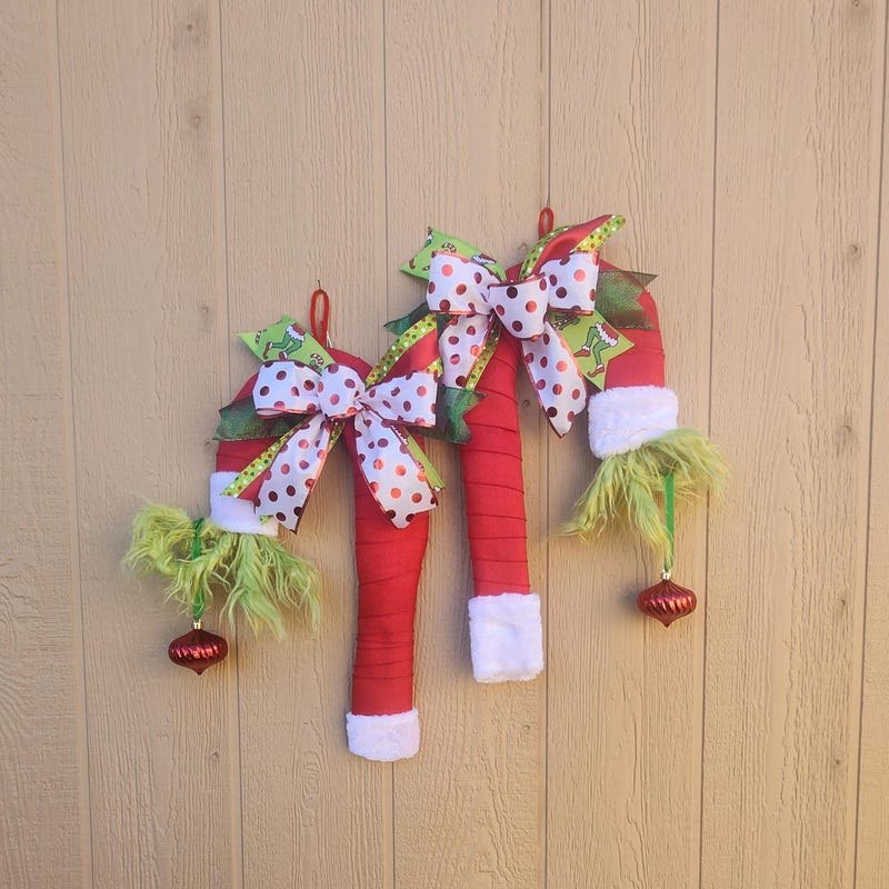 Grinch Arm Decor for Door - Etsy