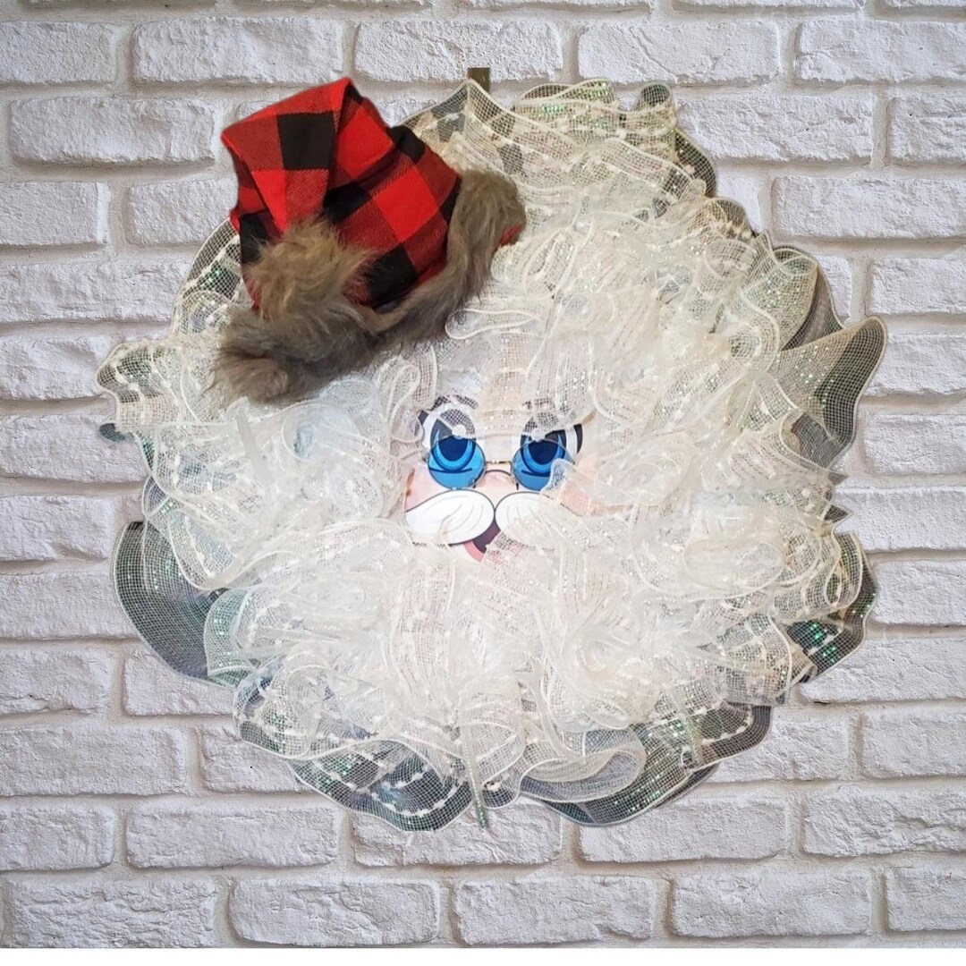 Modern Santa Face, Welcome Front Door, Santa Head Decor, Country Living ...