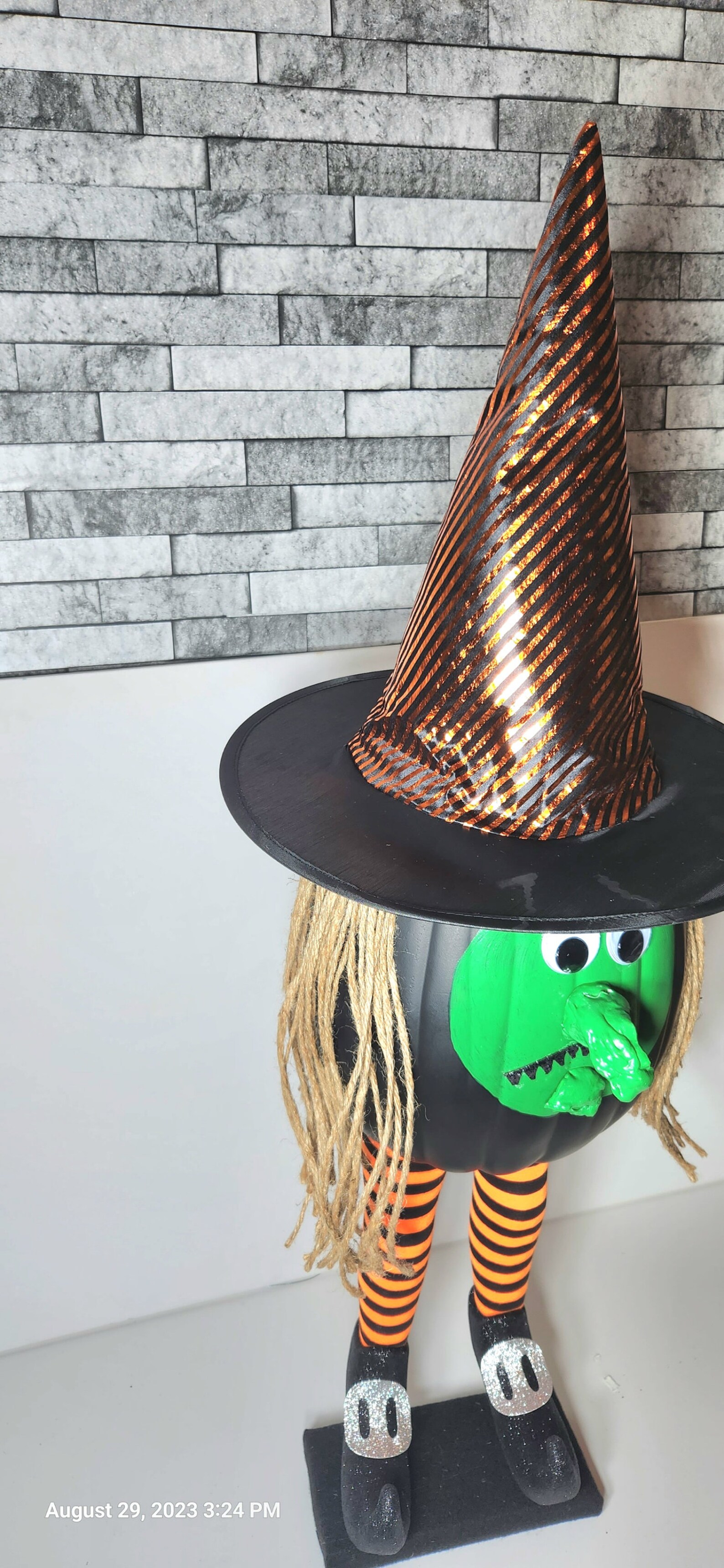 Stylish Props Pumpkin Witch, Medium Stand up Decor, Stand up Styrofoam ...