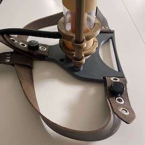 Harnais en cuir fétichiste BDSM pour Venus 2000 et Tremblr, y compris les verrous magnétiques ...