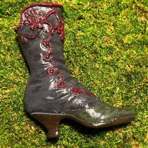Hand Painted Victorian Style Ceramic Boot - Etsy