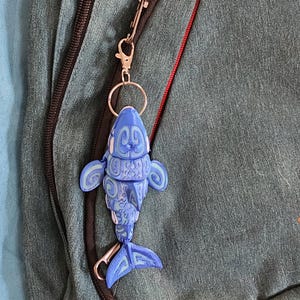 Articulated Beluga Whale Keychain, Fidget Toy, Zipper Pull, Stress Toy ...