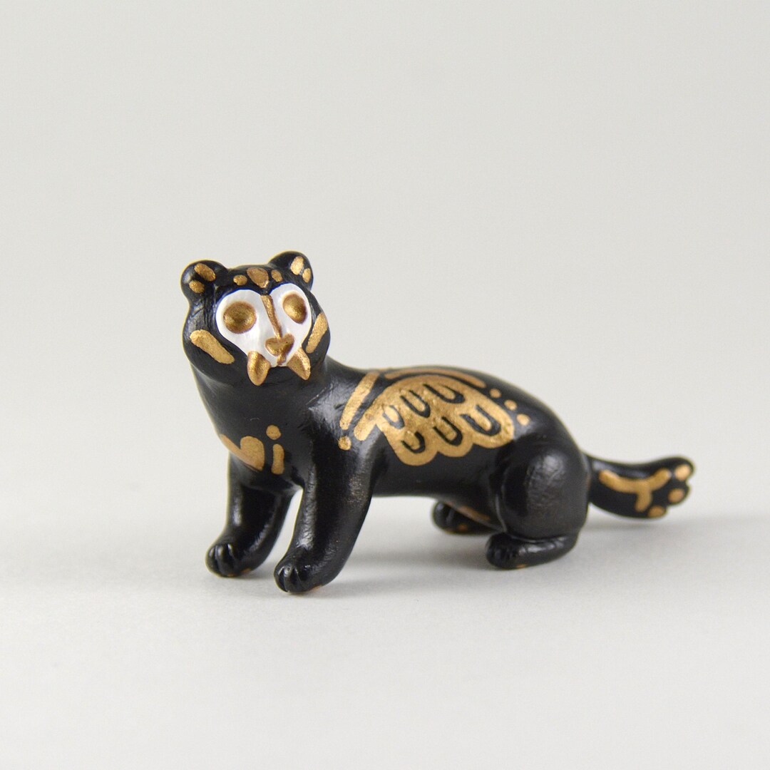 Small Weasel Familiar Figurine - Etsy