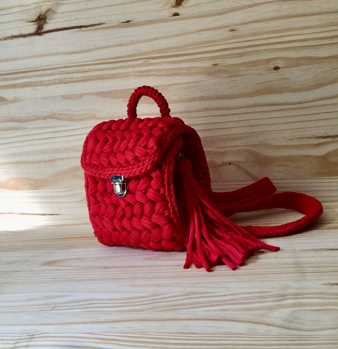 Crochet Mini Backpack, Crochet T-shirt Yarn Purse, Small Backpack Purse ...