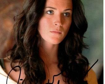 Bridget Regan Signed 8x10 Legend of the Seeker Kahlan Amnell Photograph ...