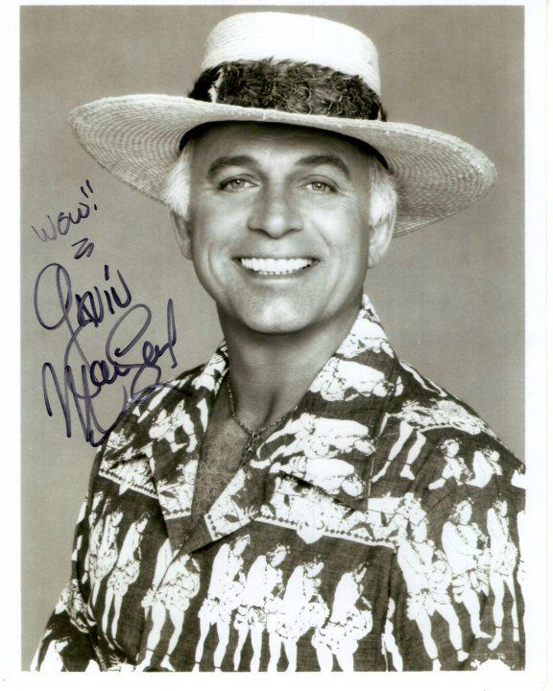 Gavin Macleod Signed Autographed 8x10 the Love Boat Captain Merrill ...