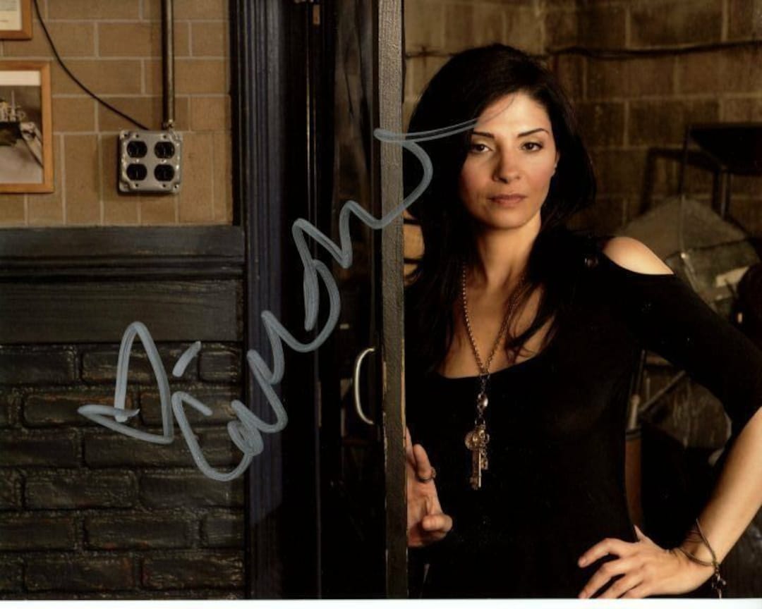 Callie Thorne Signed Autographed Rescue Me Sheila Keefe 8x10 Photo - Etsy