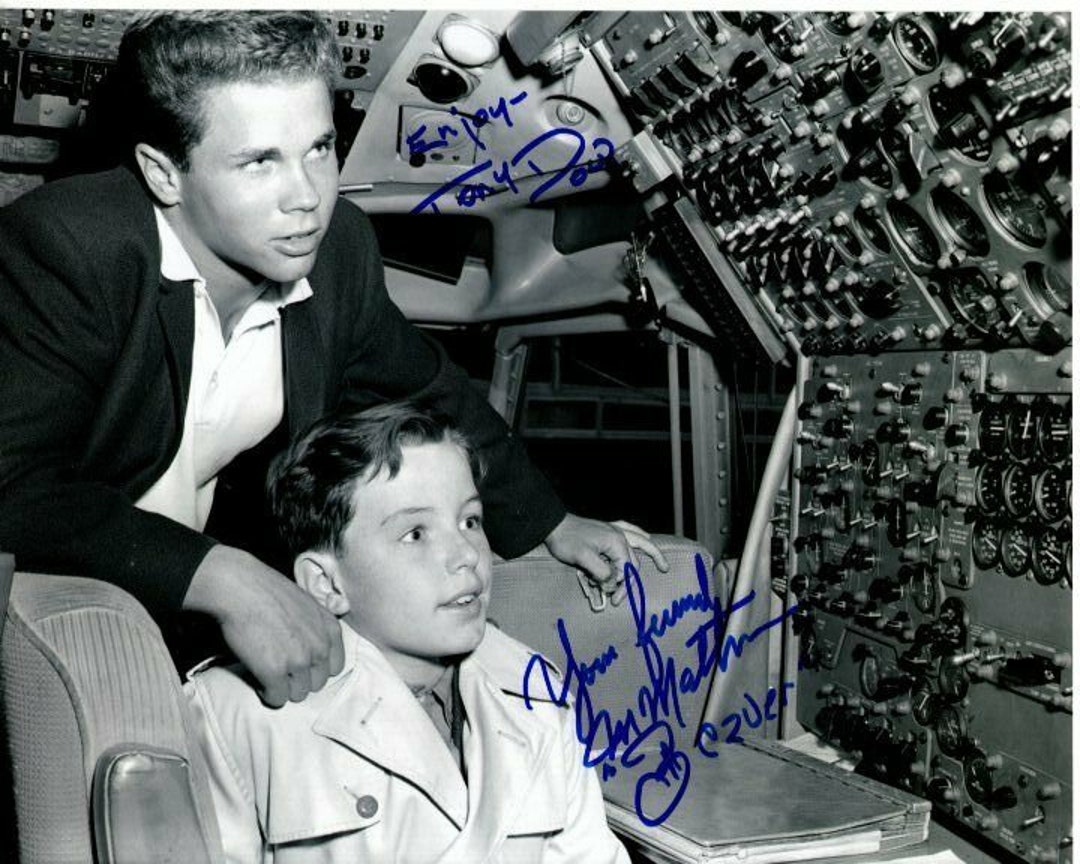 Tony Dow and Jerry Mathers Signed Autographed 8x10 Leave It to Beaver ...