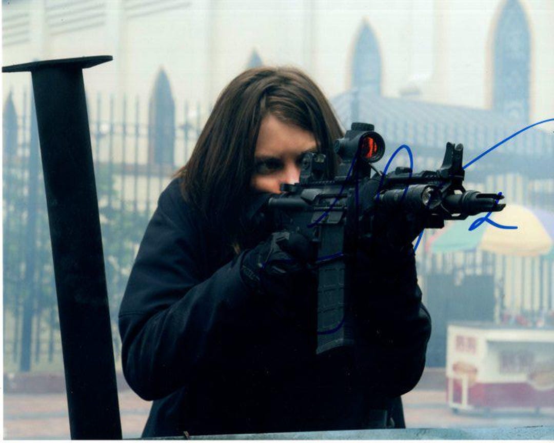 Lauren Cohan Signed Autographed 8x10 Mile 22 Alice Kerr Photo - Etsy