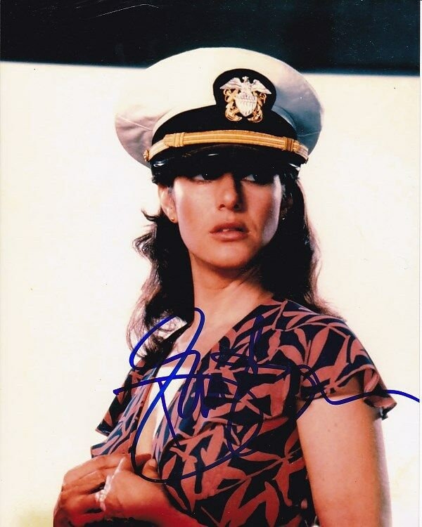 Debra Winger Signed Autographed 8x10 an Officer and a Gentleman Paula ...
