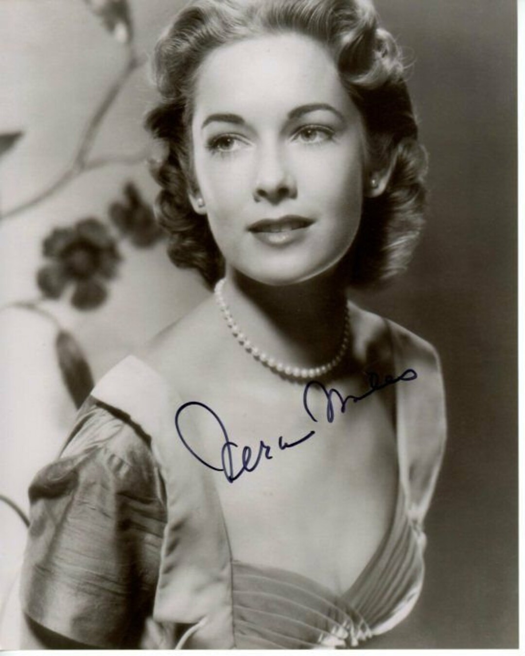 Vera Miles Signed Autographed 8x10 Photo - Etsy