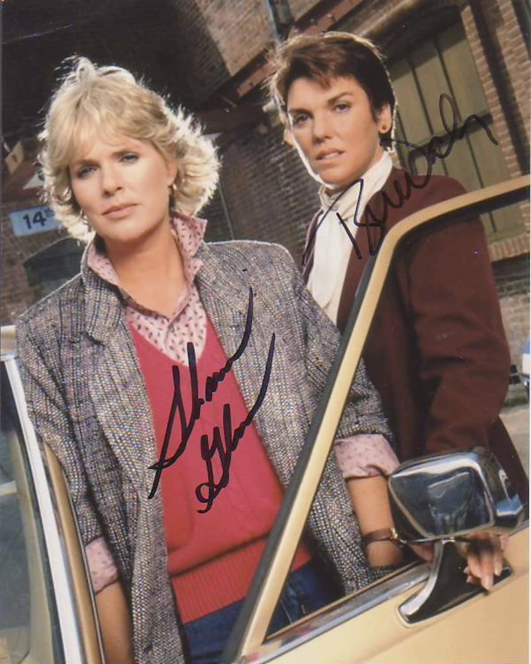 Sharon Gless and Tyne Daly Signed Autographed 8x10 Cagney and Lacey ...