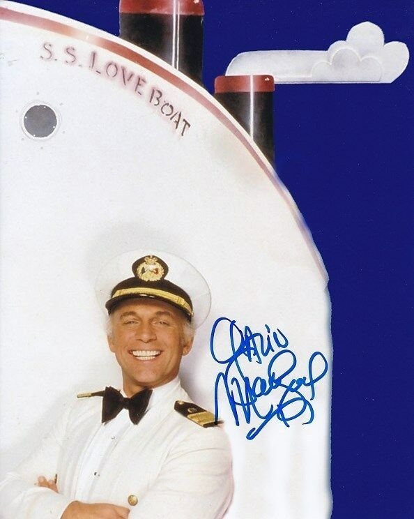 Gavin Macleod Signed Autographed 8x10 the Love Boat Captain Merrill ...