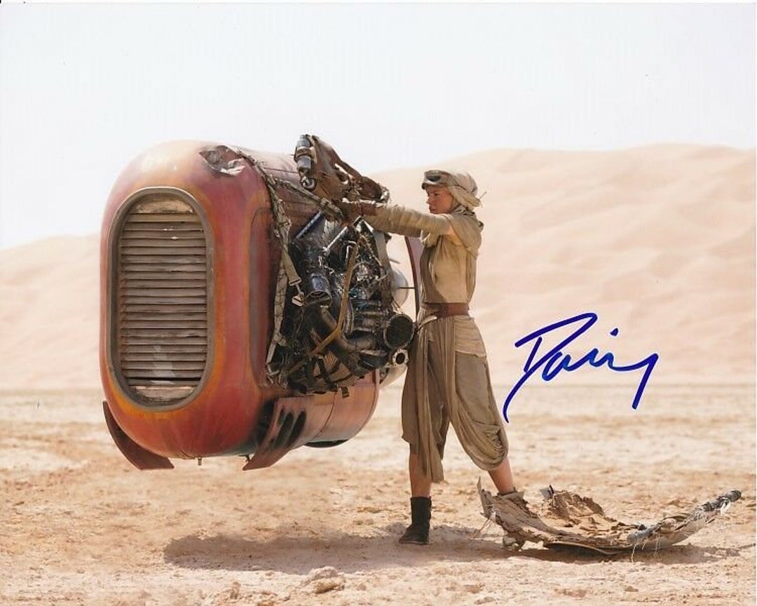 Daisy Ridley Signed Autographed 8x10 Star Wars the Force Awakens Rey ...