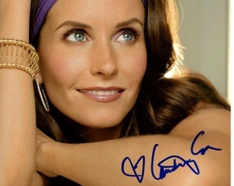 Nikki Cox Signed Autographed Glossy 8x10 Photo COA Matching Holograms ...