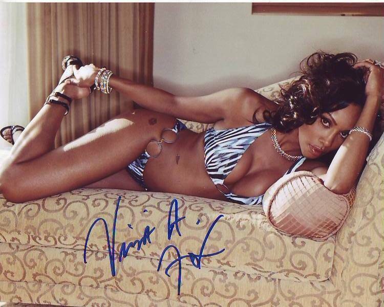 Vivica Fox Hot