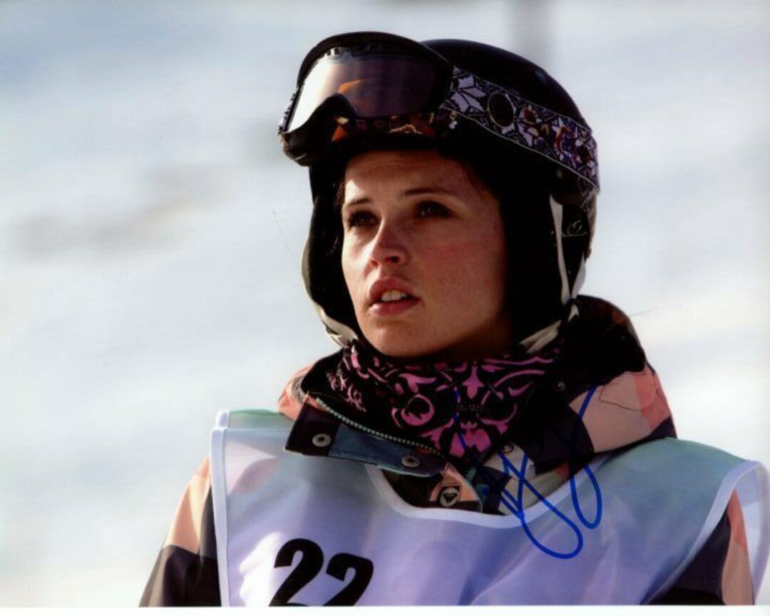 Felicity Jones Signed Autographed 8x10 Chalet Girl Kim Photo Star Wars ...