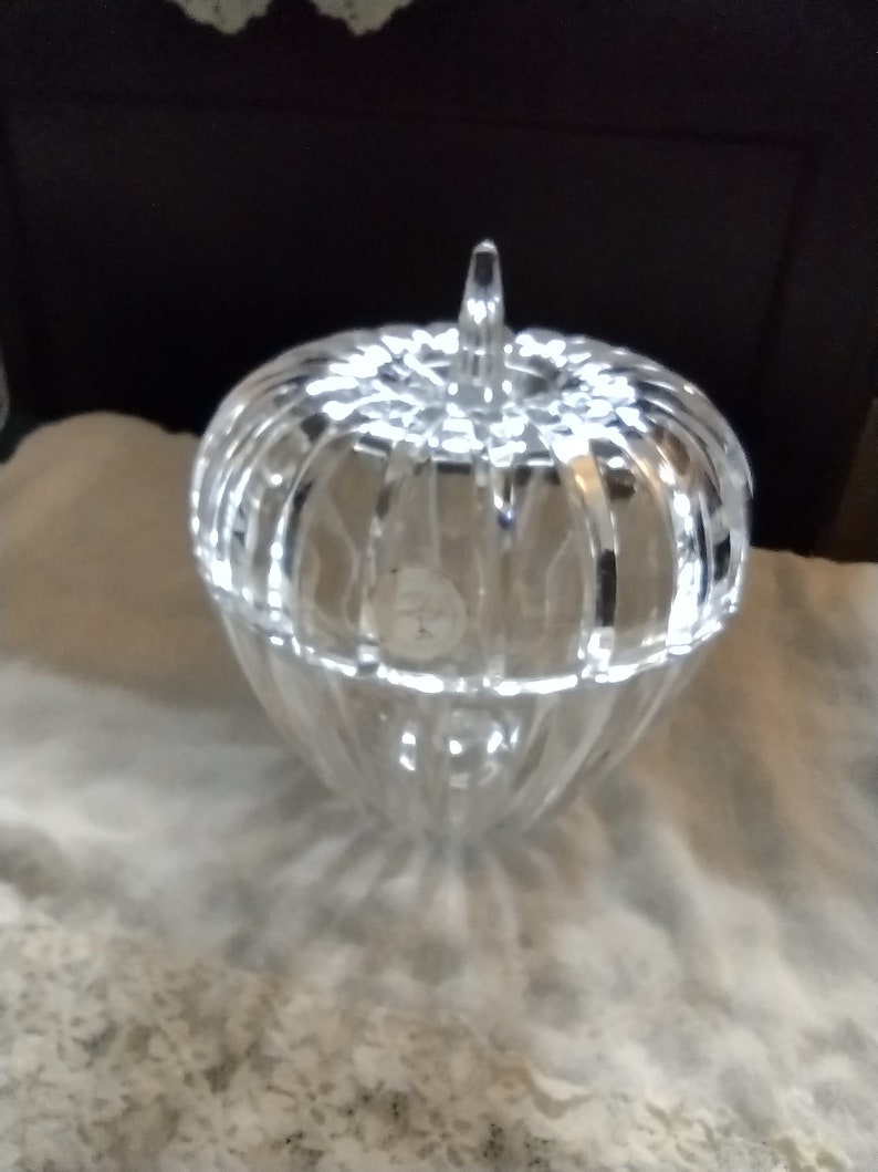 Collectibles Memorabilia Lead Crystal Apple Shaped Candy Dish etna.com.pe