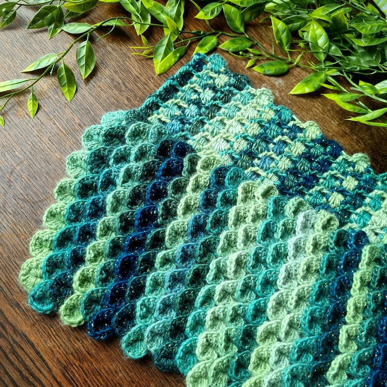 Dragon Scale Scarf Crochet Pattern – Crocodile Stitch (digital PDF) - Etsy