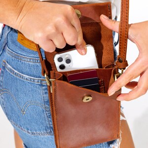 Crossbody Purse Cell Phone, Leather Smartphone Bag, Leather iPhone ...