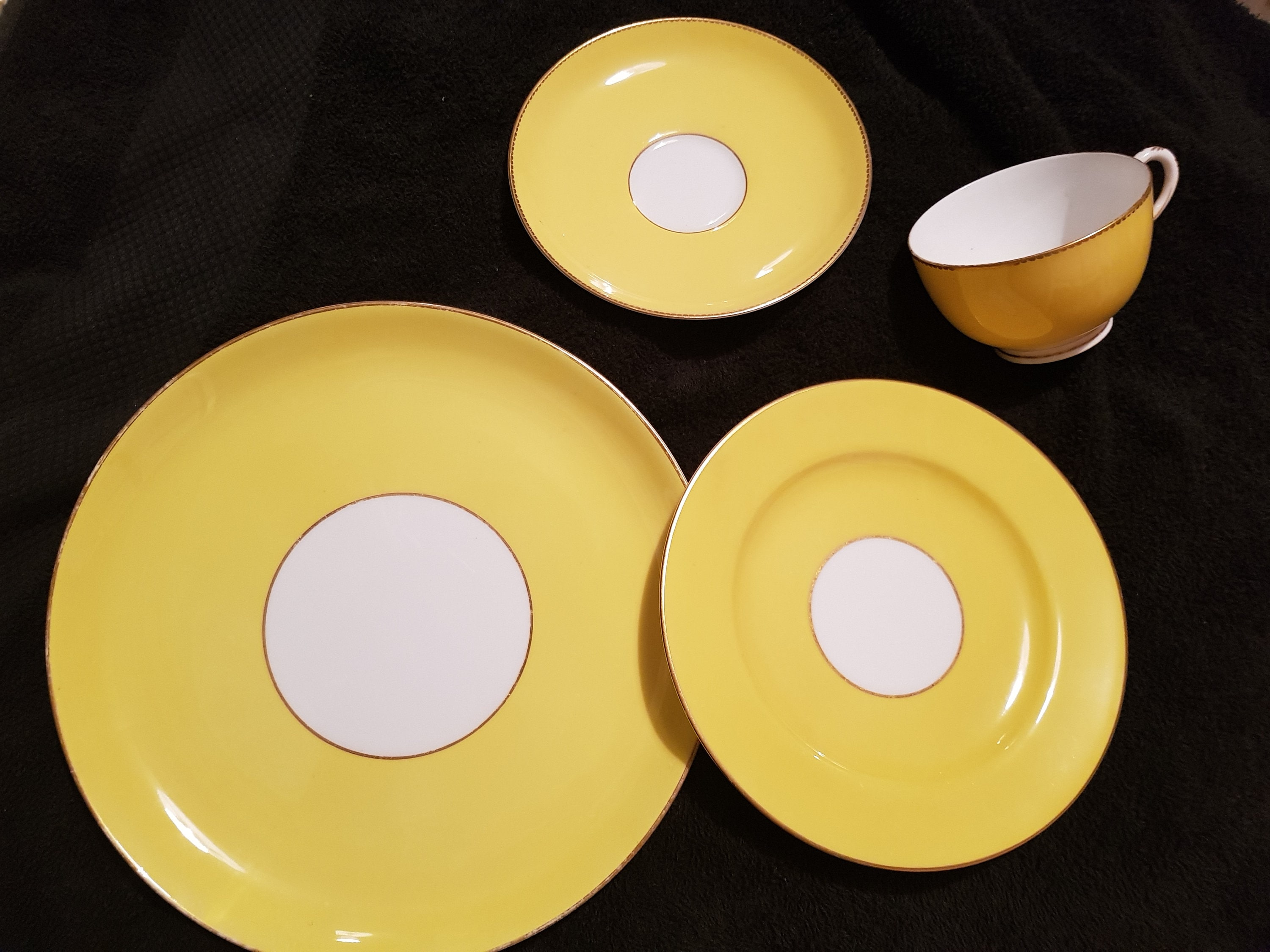 Royal Worcester Striking Yellow 4 Piece Tea Set (1913) - Etsy