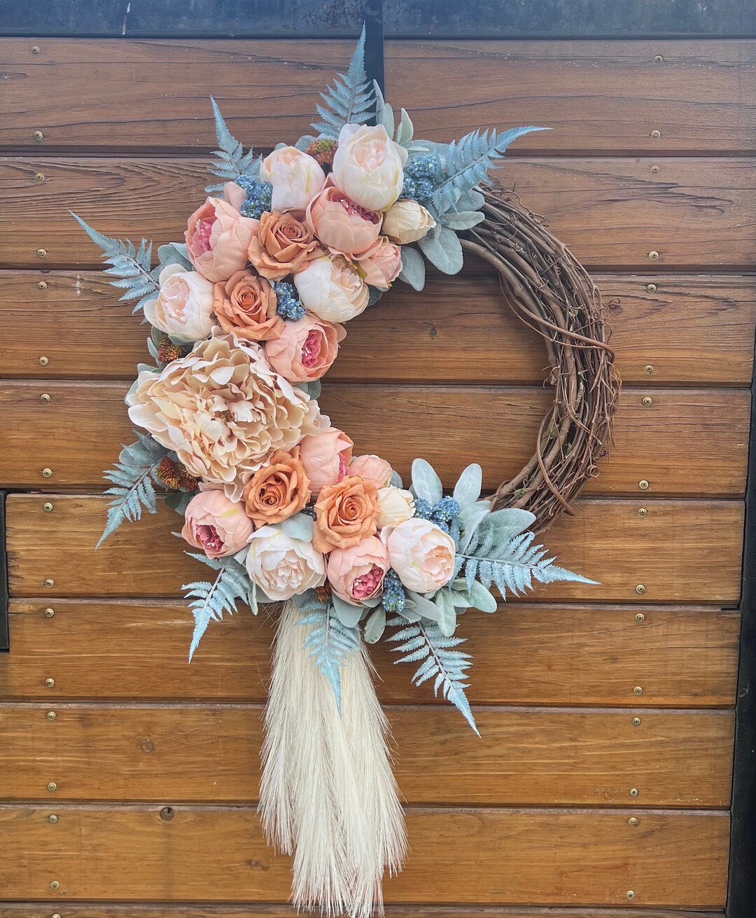 Beautiful Boho Chic, Cottage-style Wreath for Front Door. Marine-style ...