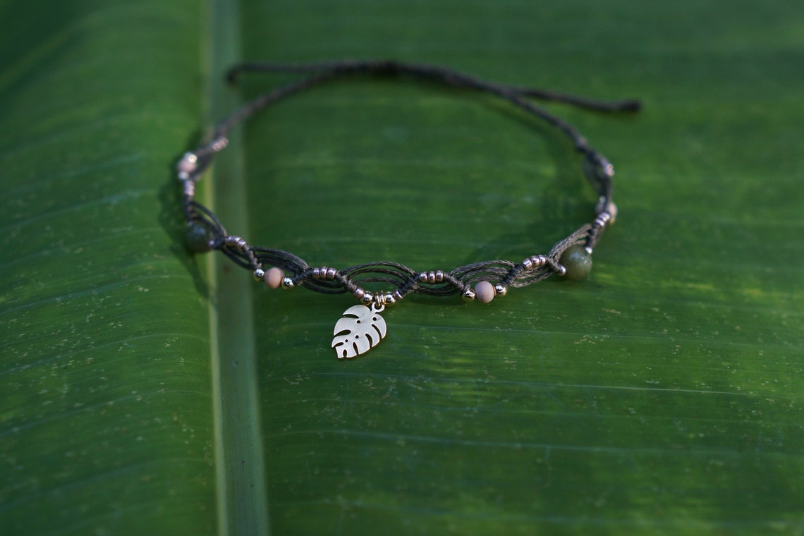 Jade Tropical Leaf Monstera Charm Macrame Anklet // Healing - Etsy