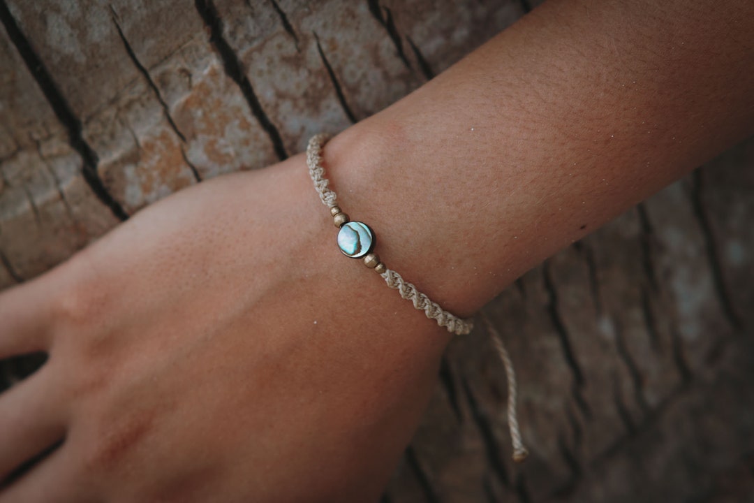 Abalone Shell Macrame Bracelet // Handmade Bohemian Beach Tropical ...