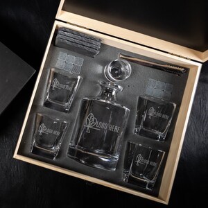 Your Own Logo Personalised Round Decanter and 4 Whiskey Glass Set ...