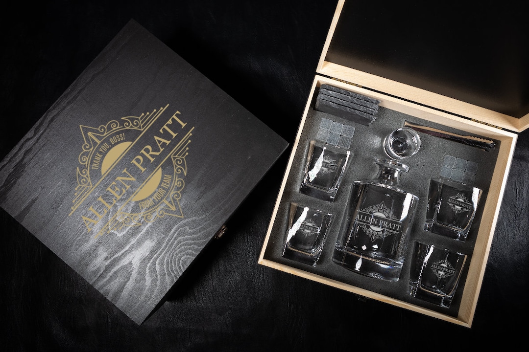 Navigator Round Decanter and 4 Whiskey Glass Set, Personalized Gifts ...
