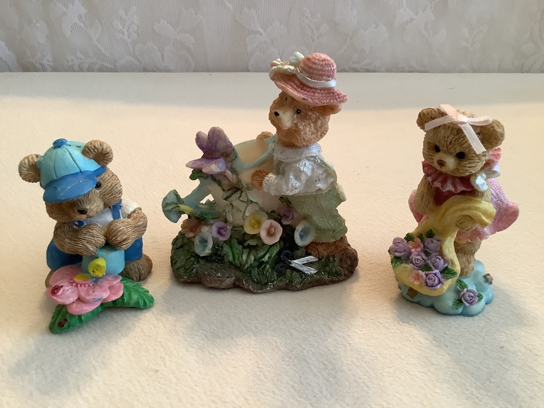 Bear Figurine Collectors!! Collection of 3 Resin Bear Figurines With ...