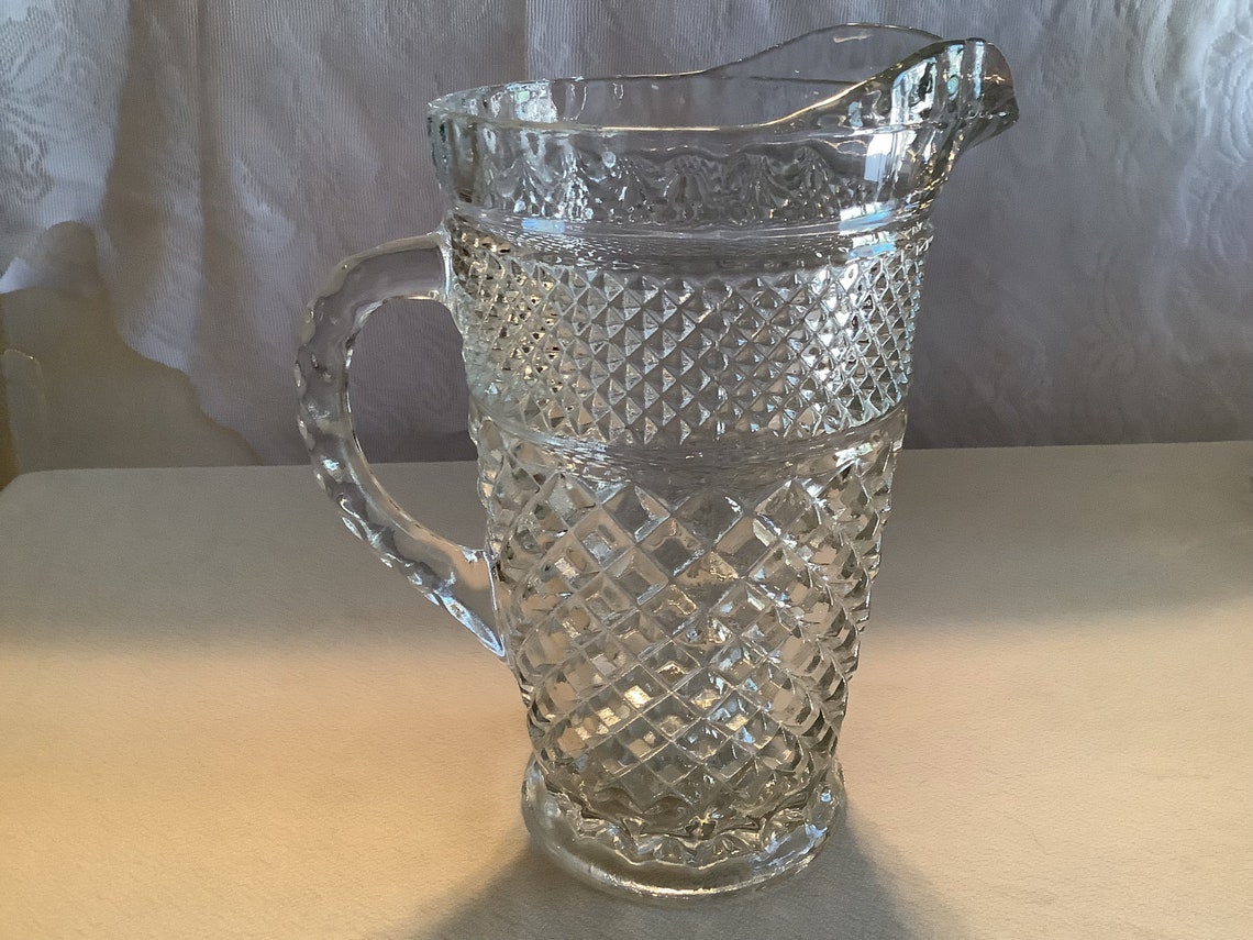 Vintage Anchor Hocking Wexford Pattern Cold Beverage Pitcher in a ...