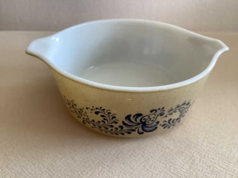 Vintage Corning 472-B Homestead Pattern Tan and White 1 1/2 | Etsy