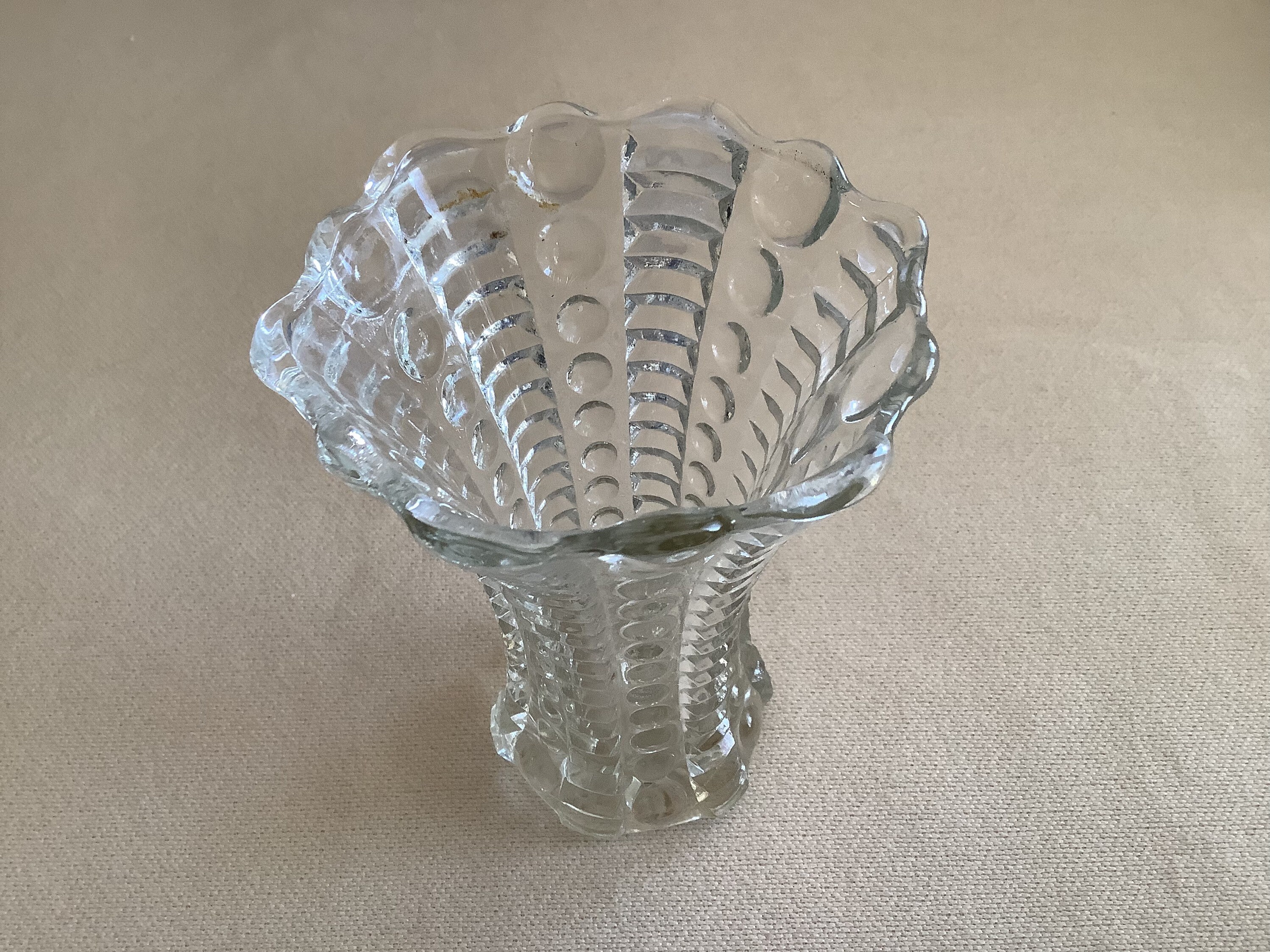 Vintage Indiana Glass Mayflower Clear Pattern Clear Glass Flower Vase ...