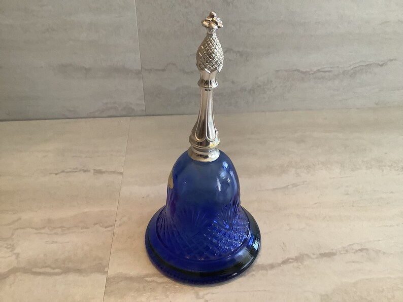 Vintage Avon Products Inc. Moonwind Cologne Hospitality Bell - Etsy